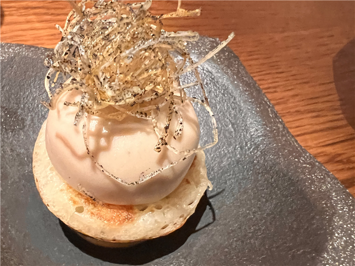 review of African restaurant Akoko in London by Andy Hayler in May 2024