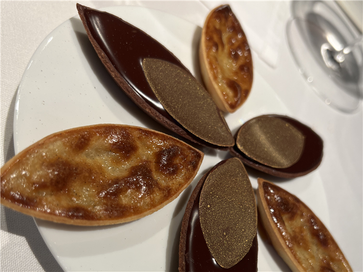 review of French restaurant Alex Dilling at Cafe Royal in Regent Street ...