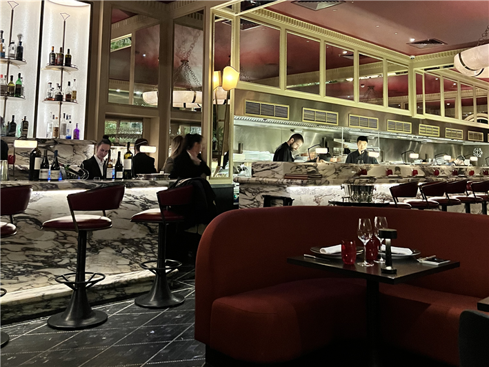 review of French restaurant Atelier Robuchon in Mayfair London by Andy ...