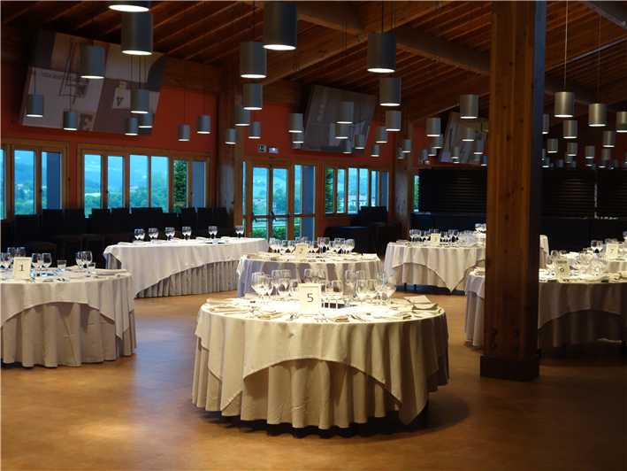 Review of Spanish restaurant Azurmendi near Bilbao by Andy Hayler in ...