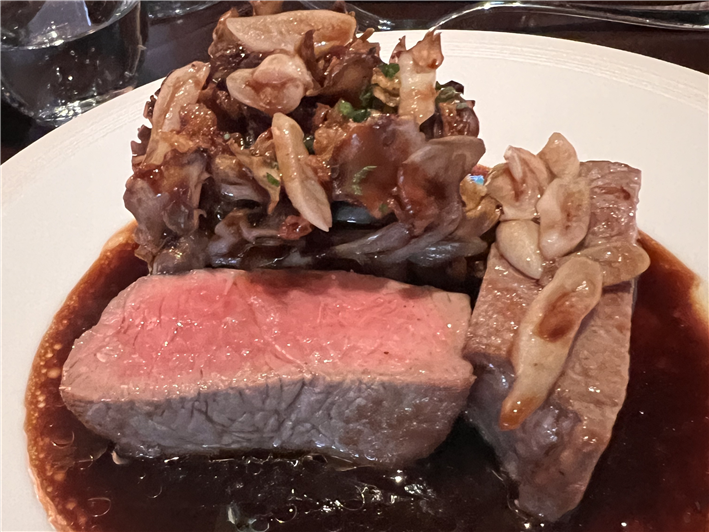 review of French restaurant The Cocochine in Mayfair by Andy Hayler in ...