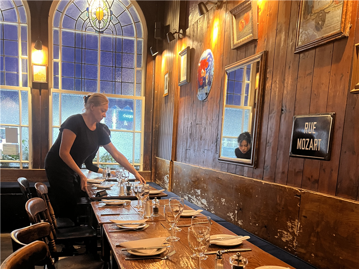 review of British restaurant Grumbles in Pimlico by Andy Hayler in May 2024