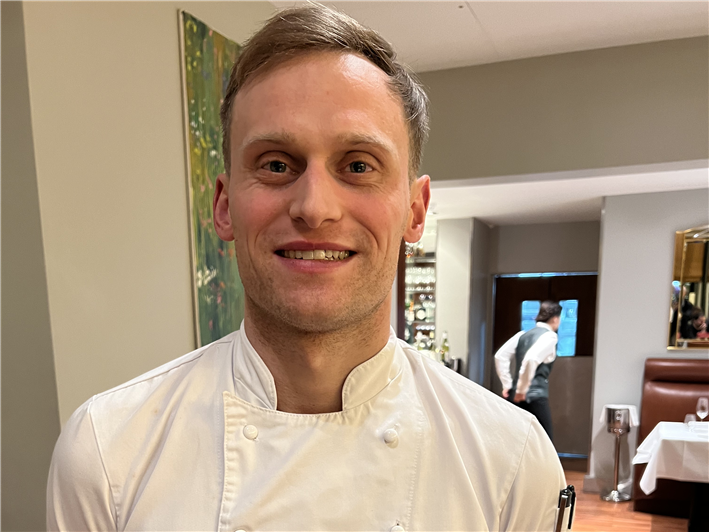 review of British restaurant Hawthorn in Kew by Andy Hayler in March 2023