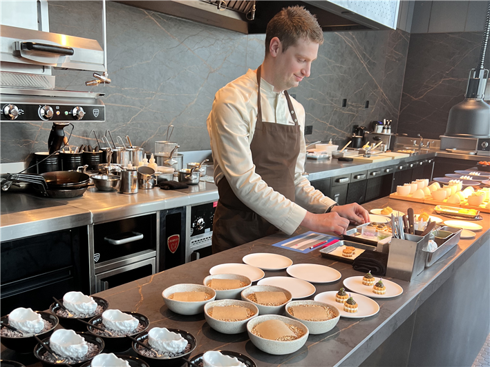 review of British restaurant High by Gordon Ramsay in The City of ...