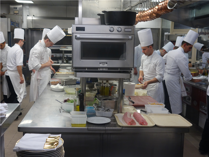 review of Monaco restaurant Louis XV by Andy Hayler