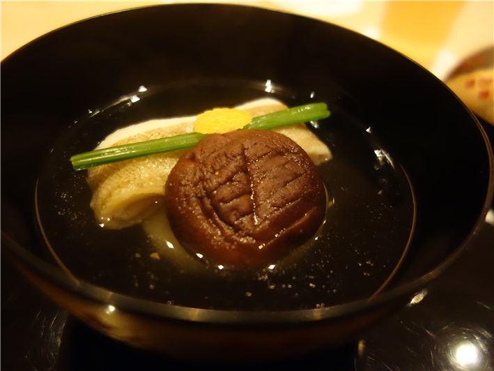 Review of Tokyo kaiseki restaurant Makimura by Andy Hayler in October 2015