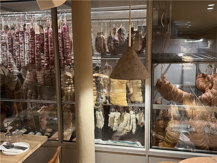 review of Italian restaurant Manteca in Shoreditch Andy Hayler in ...