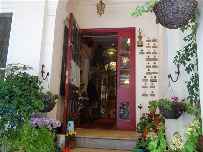 Review of London Russian restaurant Mari Vanna by Andy Hayler in ...