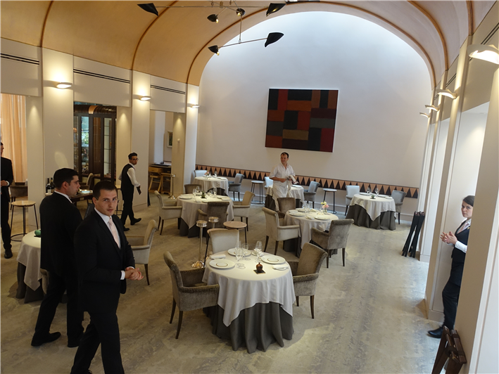 review of French restaurant Patrick Guilbaud in Dublin by Andy Hayler ...