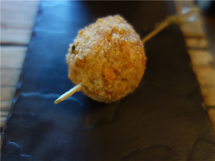 Review of Yorkshire British pub restaurant The Pipe and Glass Inn by ...