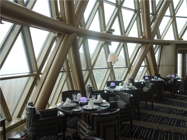 Review of Macau French restaurant Robuchon au Dome by Andy Hayler in ...